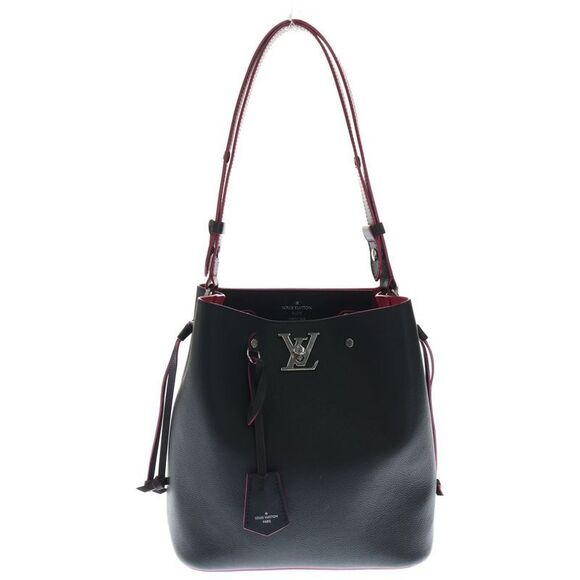 Louis Vuitton | Bags | Louis Vuitton Lock Me Bucket Lv Logo Plate ...